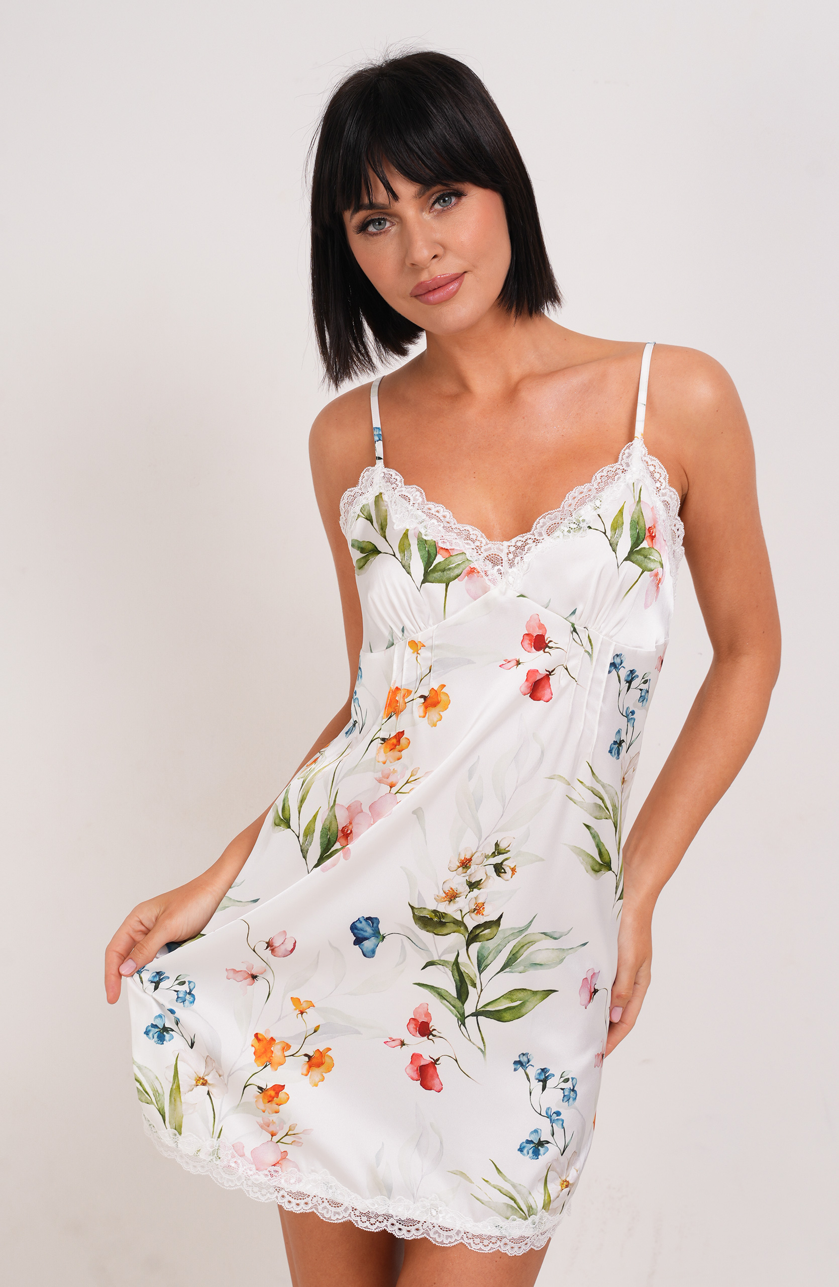 ŽENSKA SPAVAĆICA FILIS